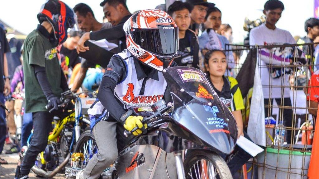 Motor Listrik “Drag Race” IT PLN Raih Juara Nasional – Etechno