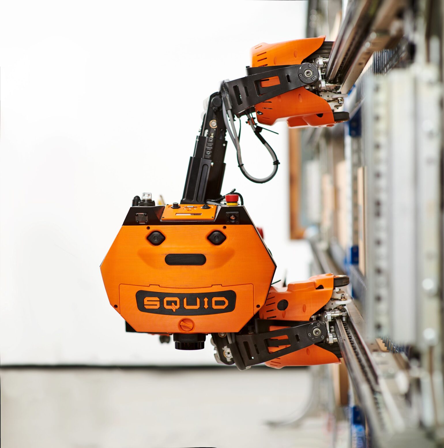 Gudang Robot / Robot Gudang , Robot Squid – Etechno